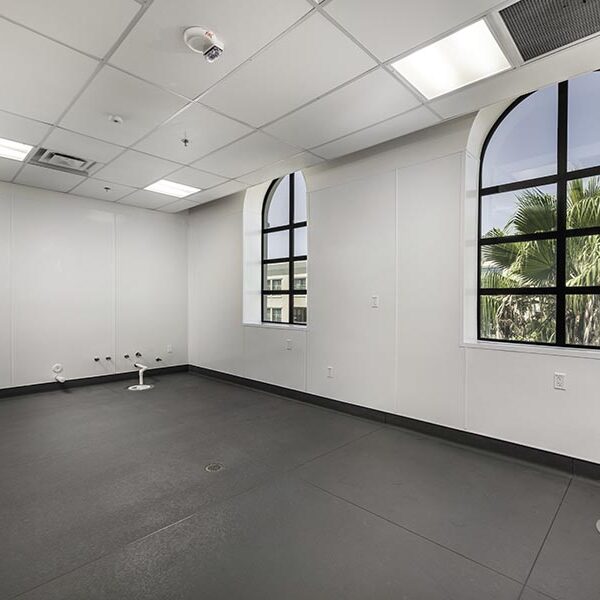 Commercial Kitchens Rental Options | Fully Customizable Kitchens | Partake